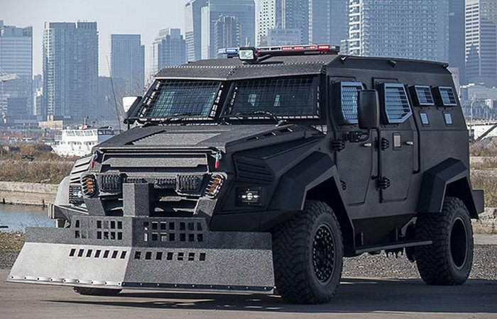 Sentry APC Assault Vehicle | Geniusgadget